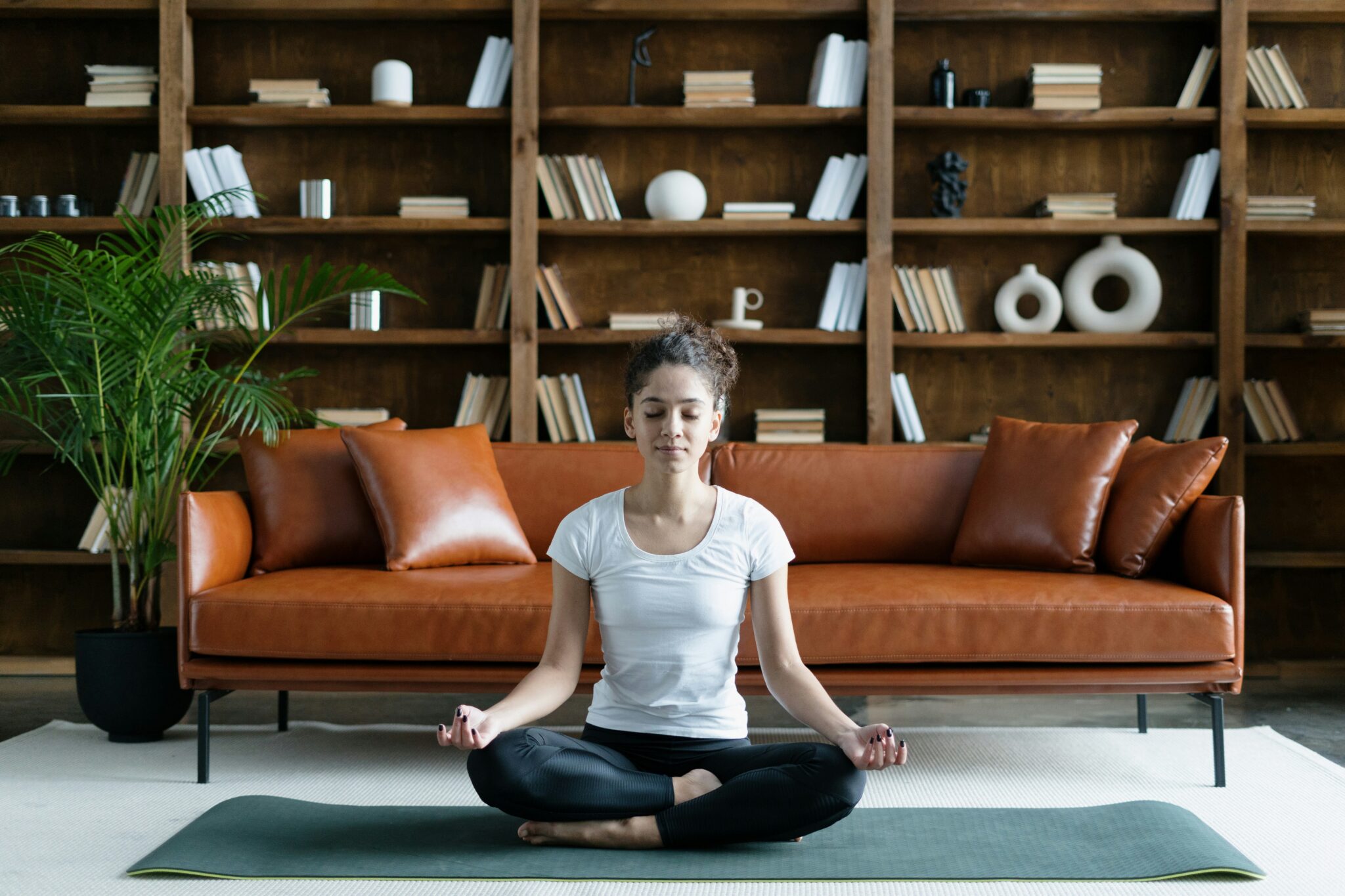 A Grounding 30-Day Mindfulness Challenge That You Must Try
