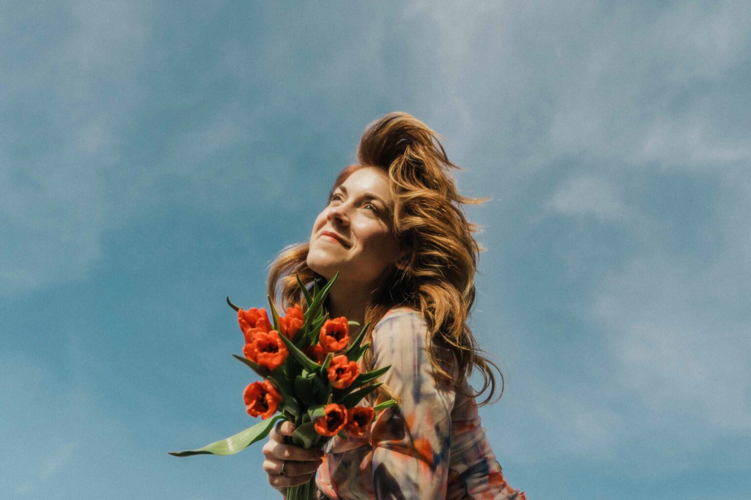 38 Feminine Energy Habits to Make You More Powerful